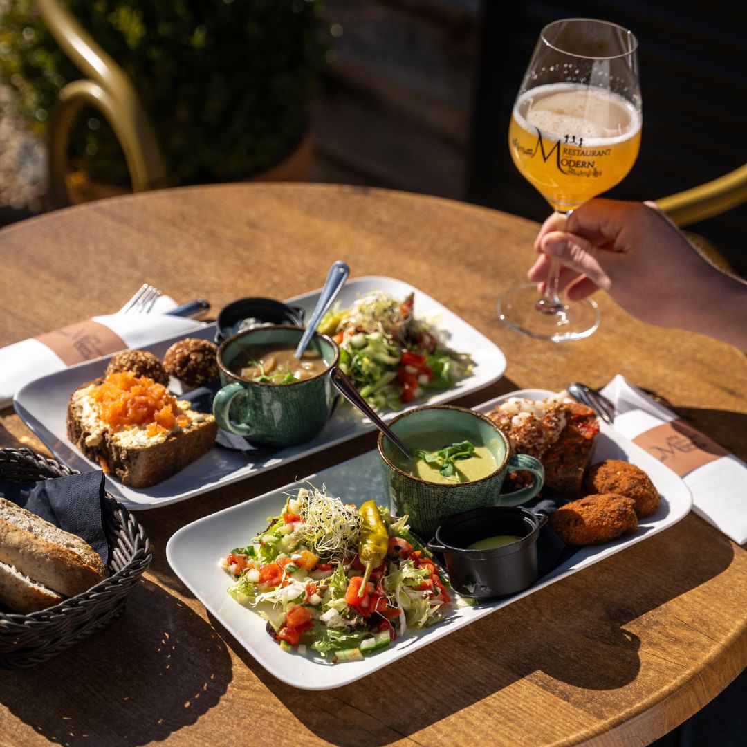 Stap & Hap Teuven bij Restaurant Café Modern | Wandelarrangement ...